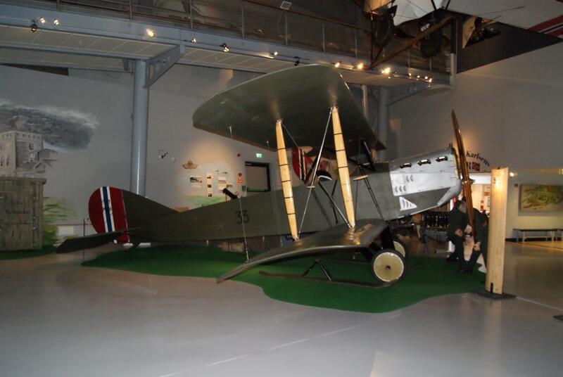 AVRO 504